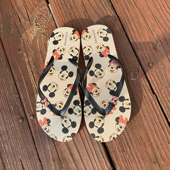 Disney | Shoes | Nwt Disney Minnie Mouse Flip Flops | Poshmark
